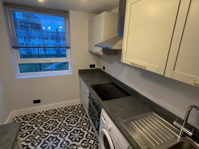 Apartment at Bensham Lane, Greater London