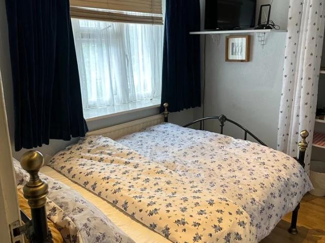 Apartment at Bentley Drive, Greater London