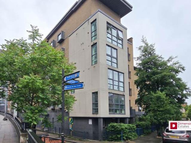 Apartment at Beresford Terrace, Greater London