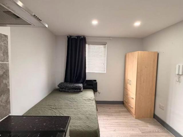 Apartment at Berkeley Avenue, Greater London