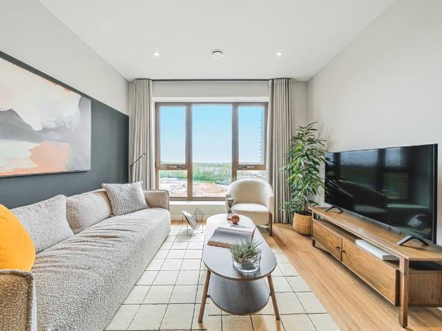 Apartment at Berkeley Avenue, Greater London