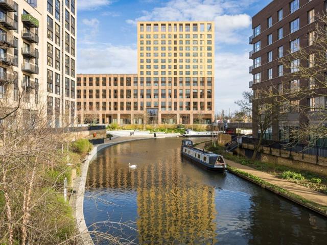 Apartment at Berkeley Avenue, Greater London