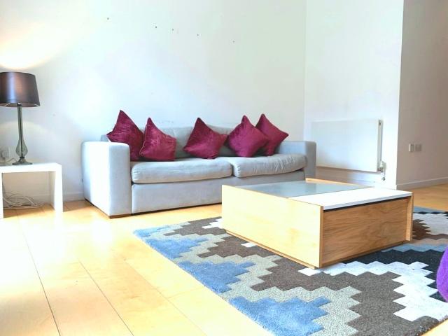 Apartment at Bermondsey Street, Greater London