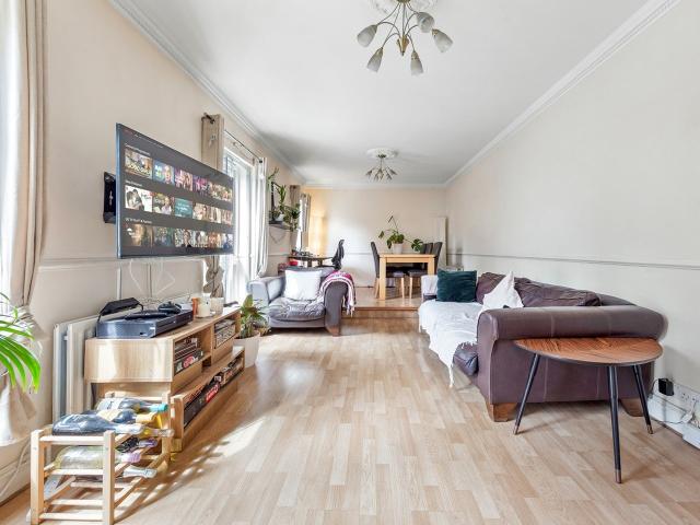 Apartment at Bermondsey Street, Greater London