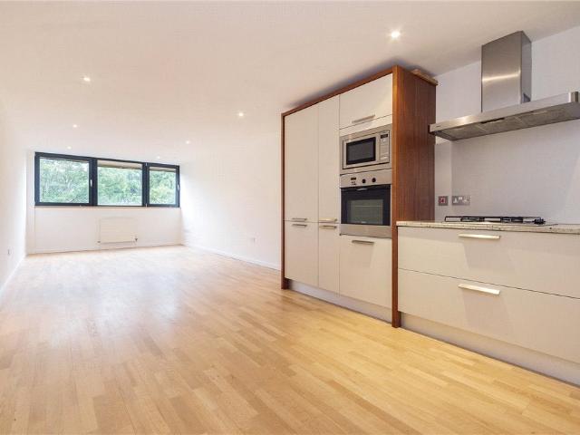 Apartment at Bermondsey Street, Greater London