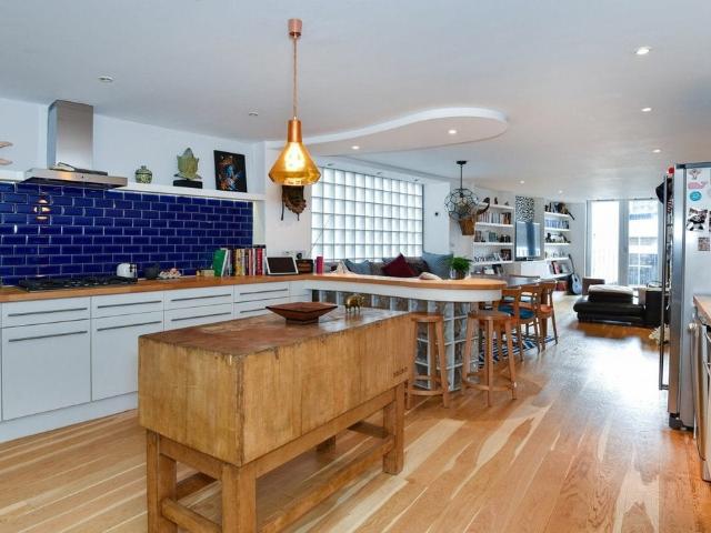 Apartment at Bermondsey Street, Greater London