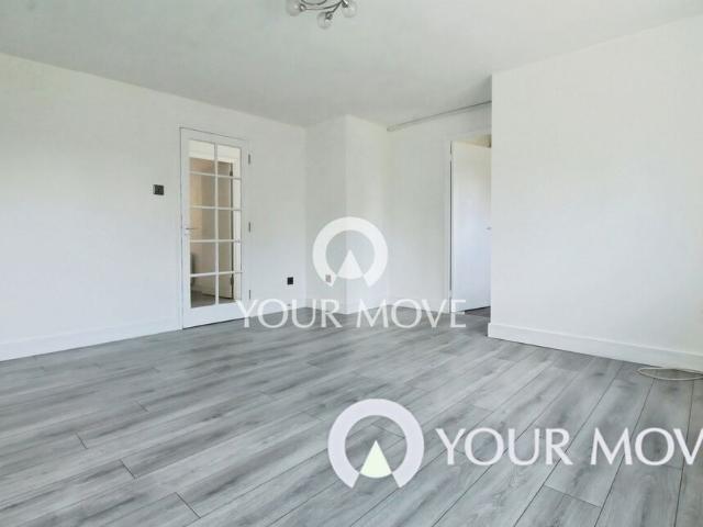 Apartment at Bernard Ashley Drive, Greater London