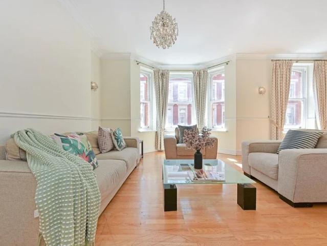 Apartment at Berners Mews, City of Westminster