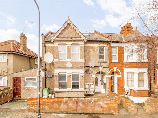 Apartment at Bertie Road, Greater London