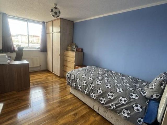 Apartment at Bessborough Road, Greater London