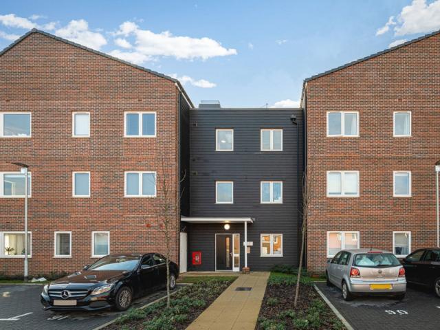 Apartment at Bessemer Road, Welwyn Hatfield