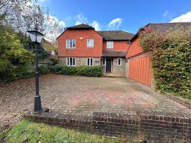 Apartment at Best Beech Hill, Wealden