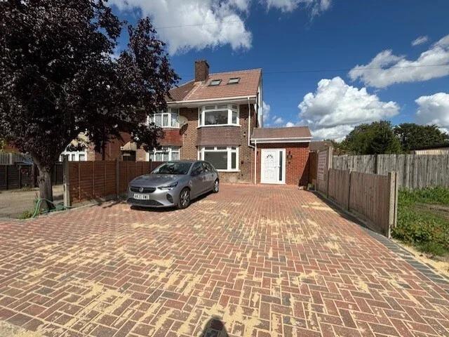Apartment at Bicester Road, Aylesbury
