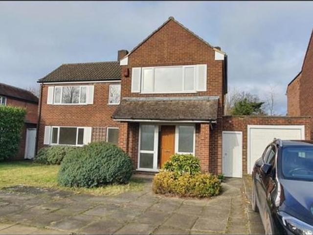 Apartment at Bickley Park Road, Greater London