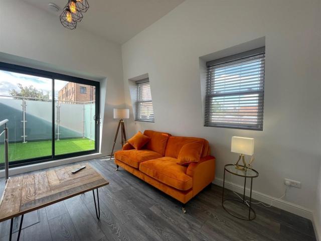 Apartment at Bickley Street, Greater London