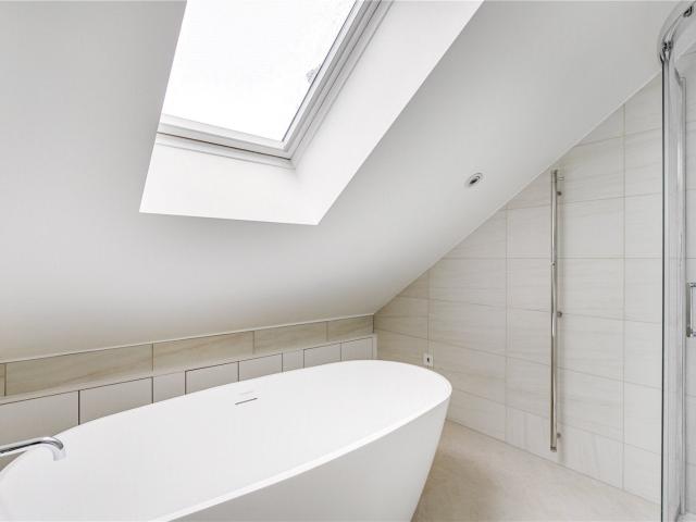 Apartment at Bina Gardens, Greater London