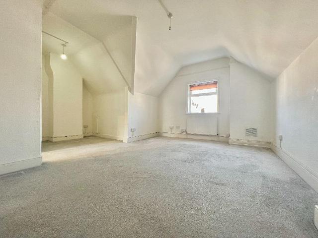Apartment at Bingham Road, Greater London