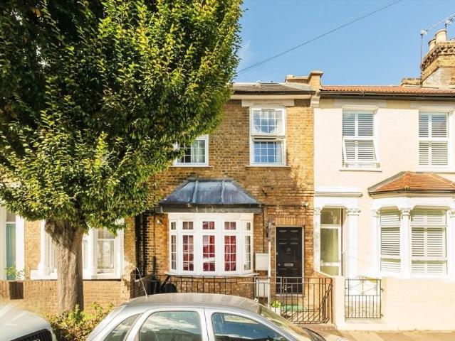 Apartment at Biscay Road, Greater London