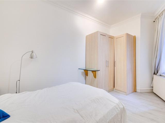 Apartment at Bishop King's Road, Greater London