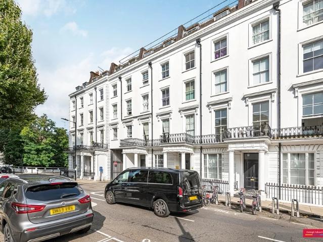 Apartment at Bishop's Bridge Road, City of Westminster