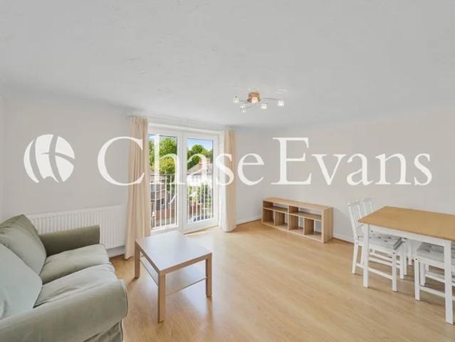 Apartment at Blyth Close, Greater London