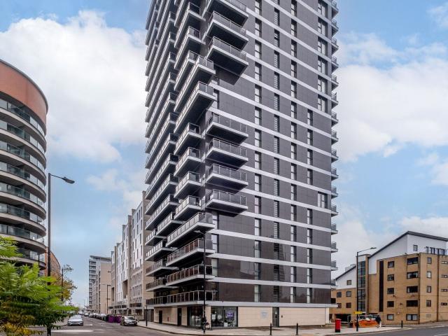Apartment at Blackwall Way, Greater London