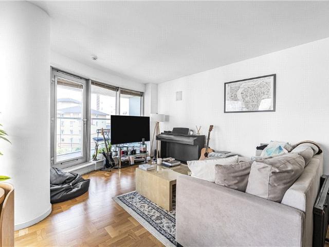 Apartment at Blackwall Way, Greater London