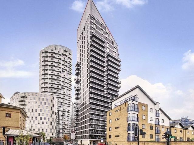 Apartment at Blackwall Way, Greater London
