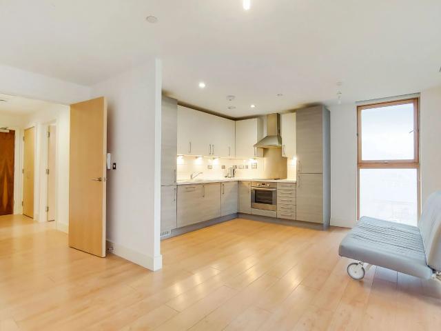 Apartment at Blackwall Way, Greater London