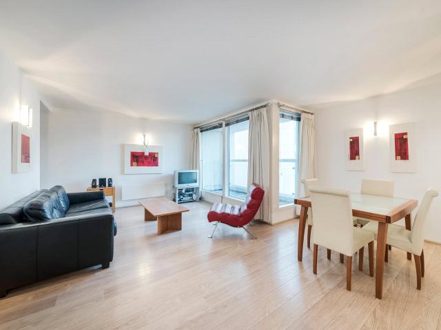 Apartment at Blackwall Way, Greater London
