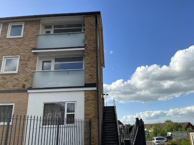 Apartment at Blackwood Avenue, Rugby