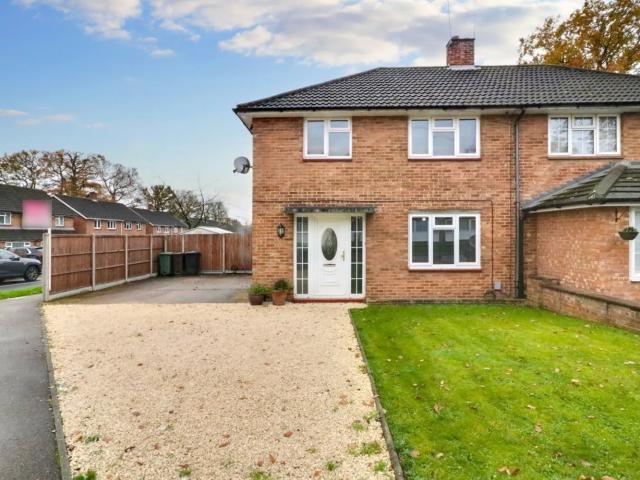 apartment, at Black Boy Wood, Bricket Wood, St Albans, AL2, United Kingdom
