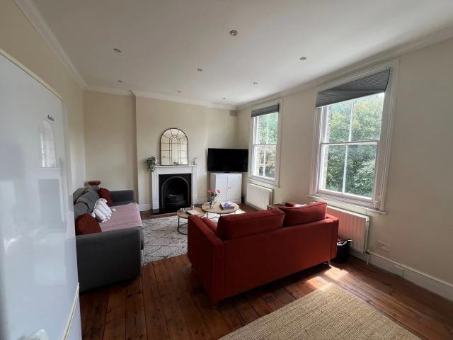 Apartment at Blackheath Grove, Greater London