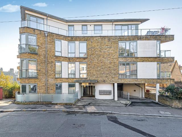 Apartment at Blackheath Grove, Greater London