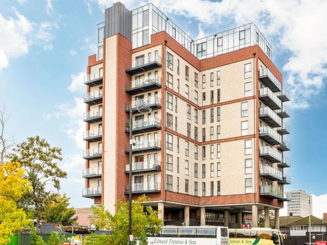 Apartment at Blagdon Road, Greater London