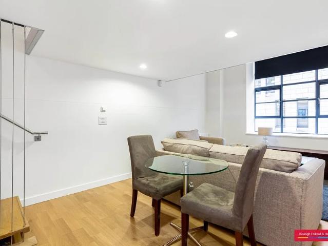 Apartment at Blandford Street, City of Westminster