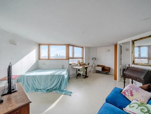Apartment at Blantyre Street, Greater London