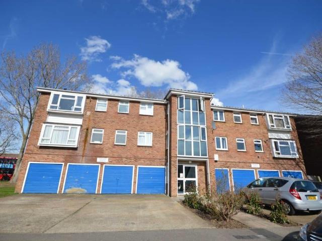 Apartment at Bledlow Close, Greater London