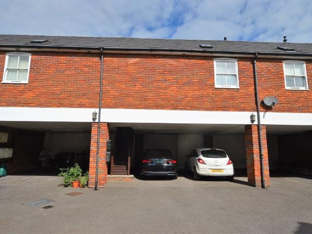 Apartment at Blenheim Road, St Albans
