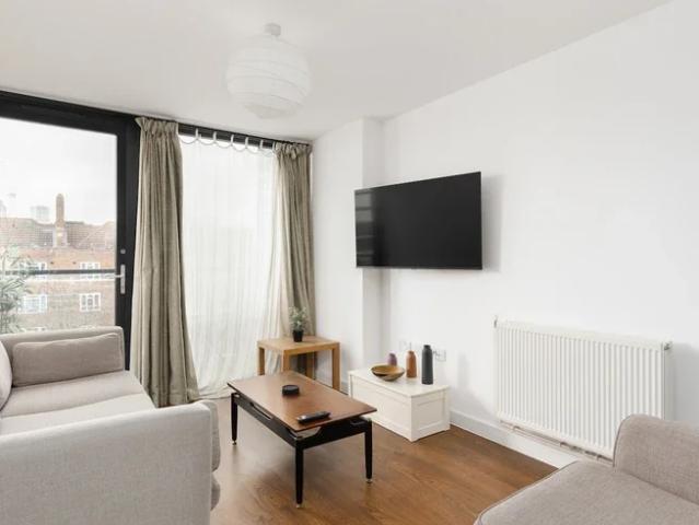 Apartment at Bloemfontein Road, Greater London
