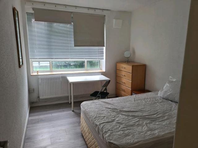 Apartment at Bloemfontein Road, Greater London