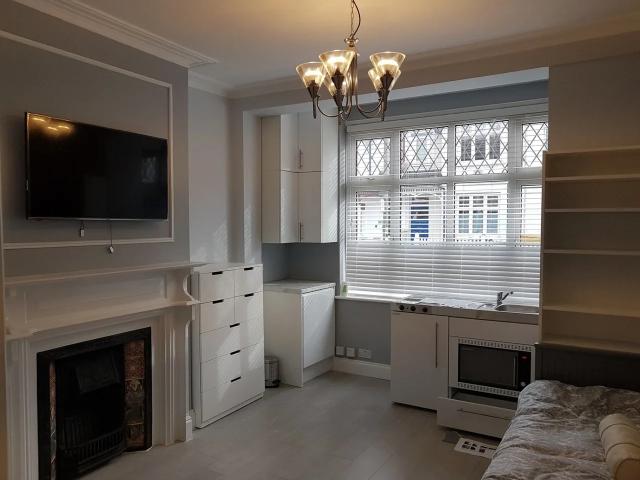 Apartment at Brudenell Road, Greater London