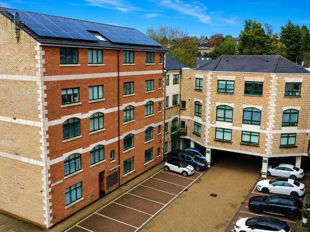Apartment at Brunel Court, Dacorum