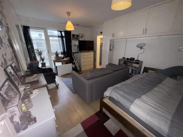 Apartment at Brunswick Place, Hove