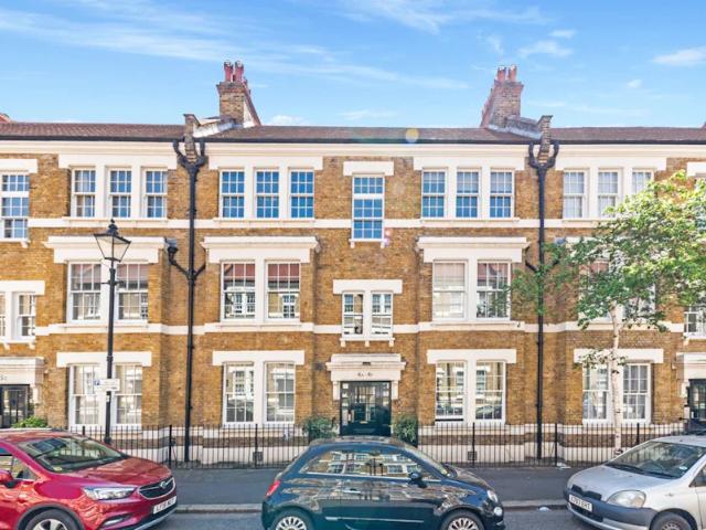 Apartment at Bryanston Street, London