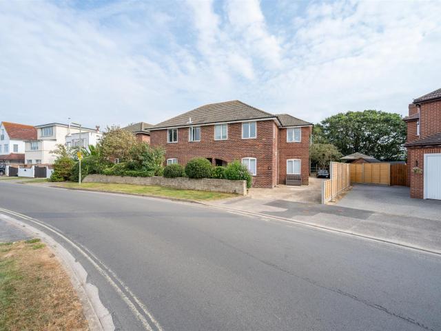 Apartment at Bracklesham Road, Hayling Island