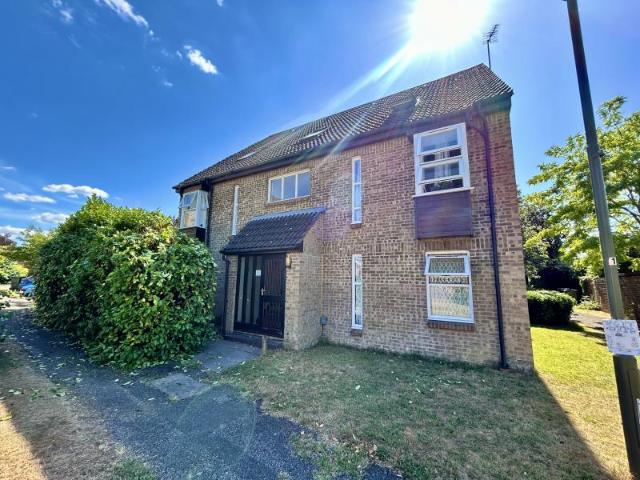 Apartment at Bradfield Close, Guildford