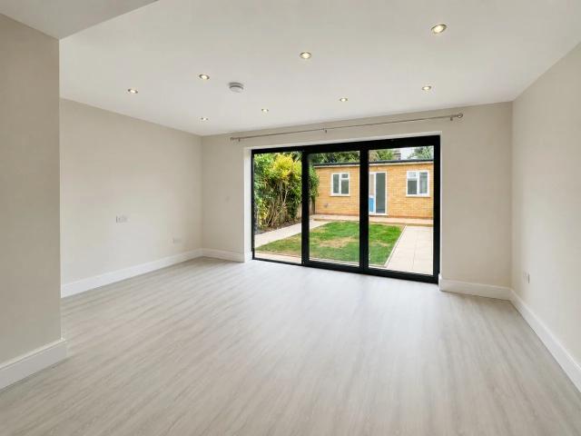 Apartment at Bradley Gardens, Greater London