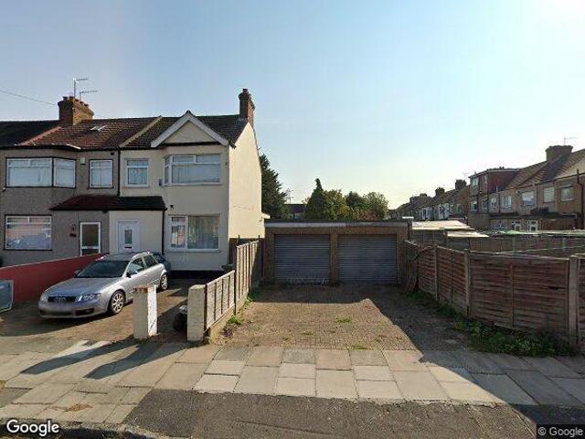 Apartment at Bradley Road, Greater London