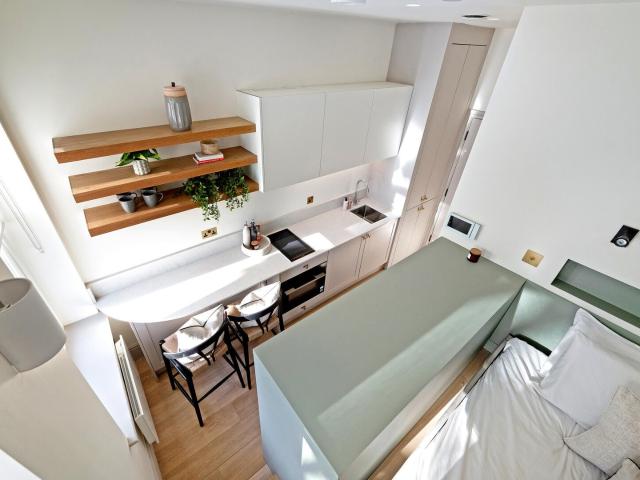 Apartment at Bramham Gardens, Greater London